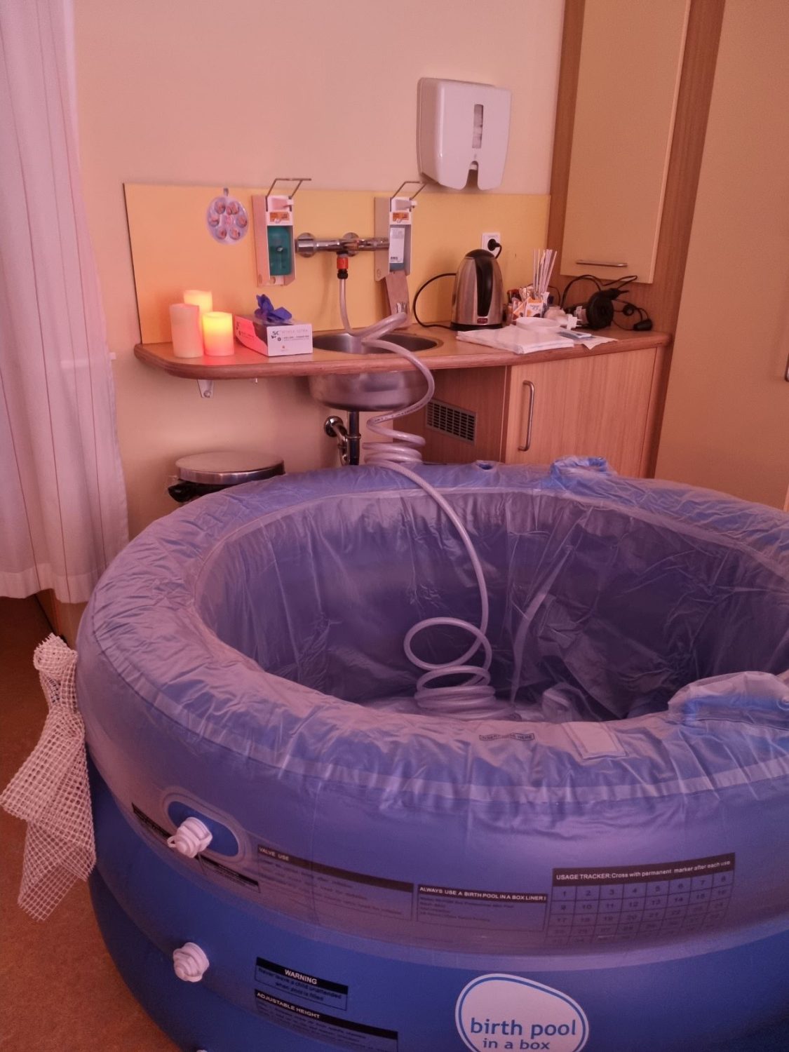 JoyfulBirth& Babies | Bevalbad- alles over een badbevalling